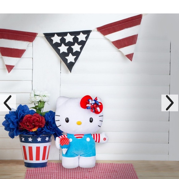 Hello Kitty | Party Supplies | Hello Kitty Americana Animated Plush ...